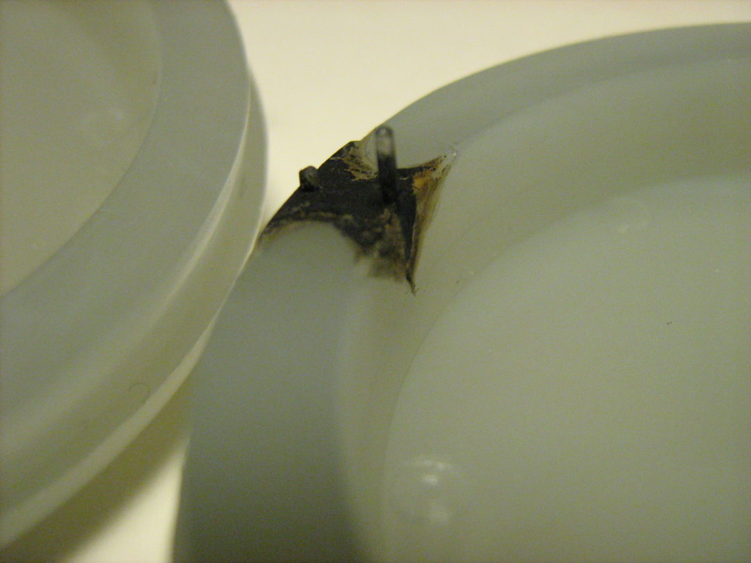 4 Causes of Burns in Injection Molding - Nanoplas